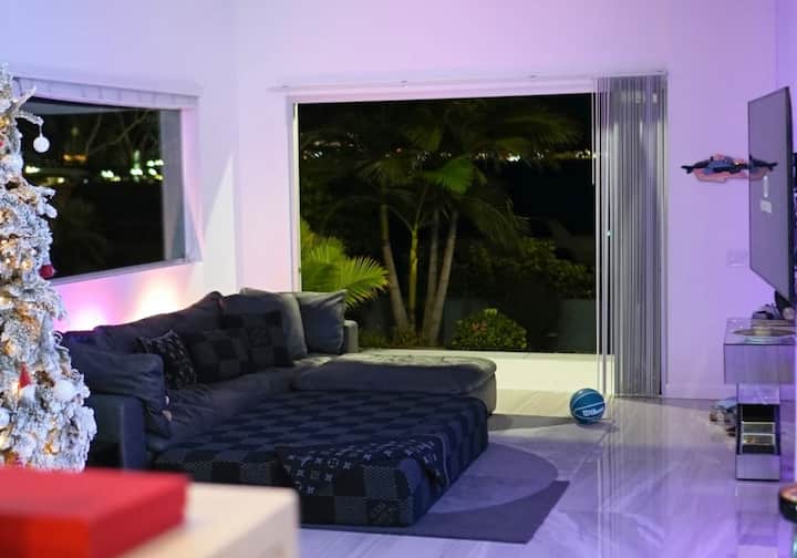 Perfect Beach House - Imperial Beach, CA