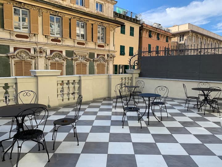 L’angolo Di Palazzo Lomellini - Genova