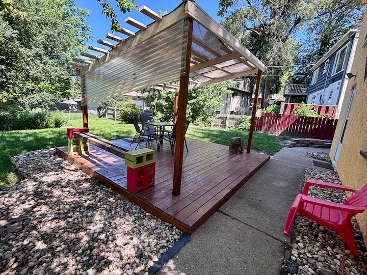 Costa Rican Lounge #8: Golf + Fenced Yard - Sioux Falls, SD