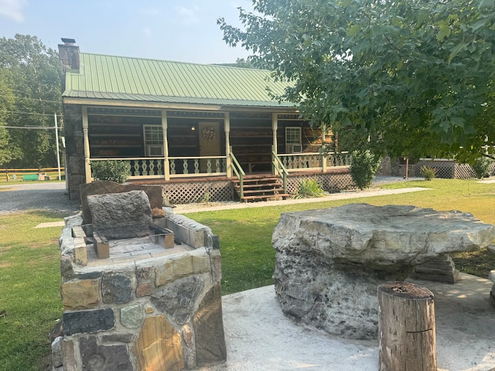 Appalachian Cabins Family Cabin #2 - Seneca Rocks, WV