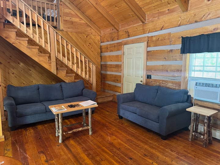 Appalachian Cabins Family Cabin #2 - West Virginia