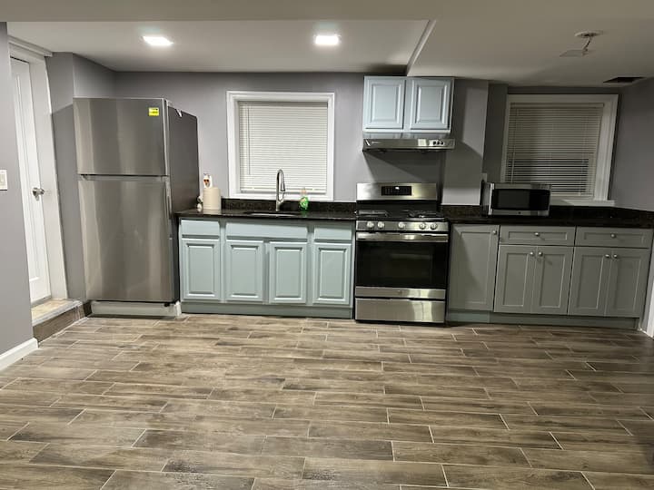 1 Bedroom Apt 10469 - Great Neck, NY