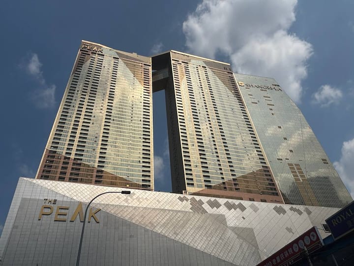 P3- The Peak Homely 3br Amazing View - Nom Pen