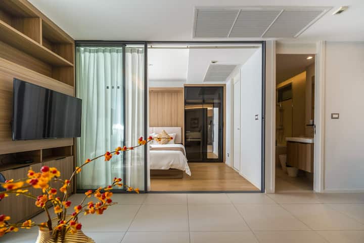 【限时特惠】一室一卫浴&免费网飞泳池健身房&免费接送机曼谷市中心Bts Phrom Phong可煮食 - Bangkok