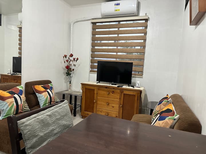 Staycation /Long Term @Francesca Royale Condo - Marikina