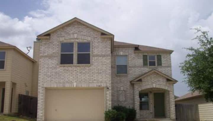 Relaxing Family Home Near Sea World - Arcadia Ridge - San Antonio