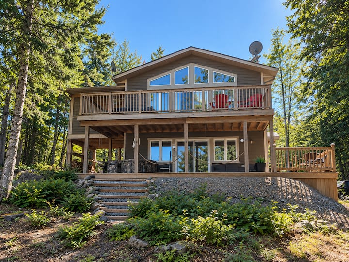 Crego Cove: Private Lakeside Retreat - Kawartha Lakes