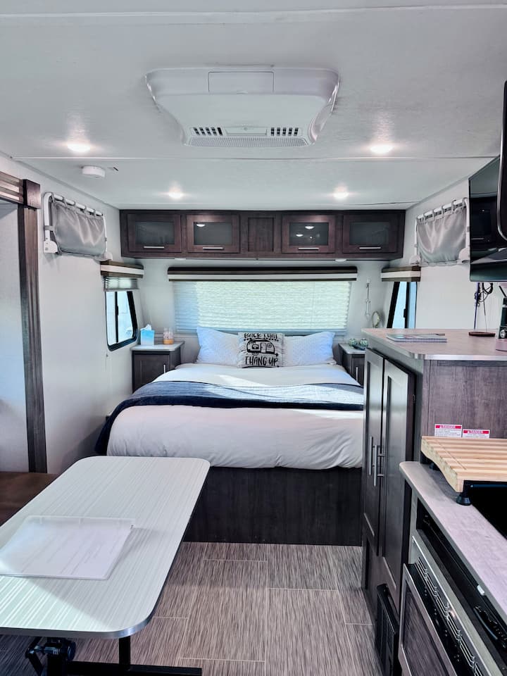 Shooting Star Farm/ Travel Trailer - Paso Robles, CA