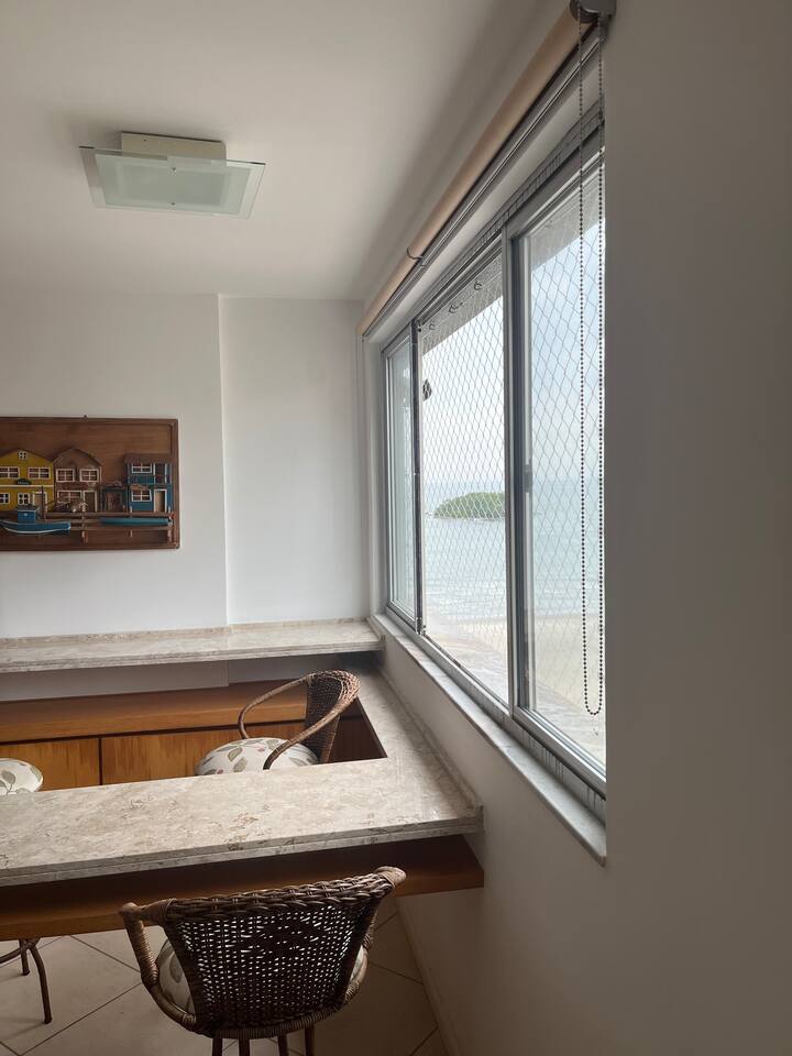 Apto Pé Na Areia Com Super Vista Para O Mar - Balneário Camboriú