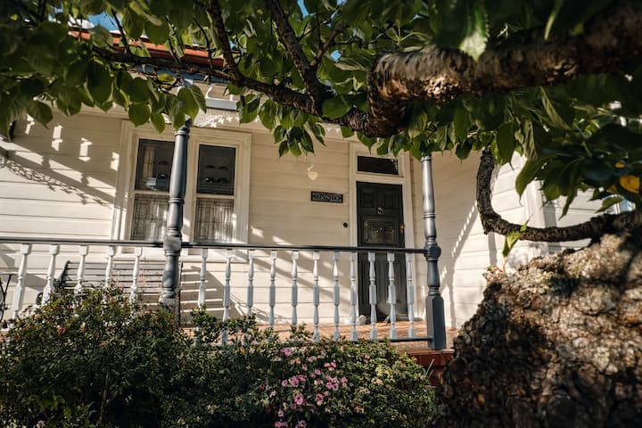 Chatsworth Cottage In Blackheath, Blue Mountains - Blackheath