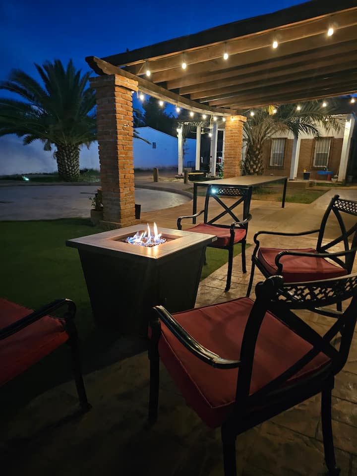 Casa De Campo Con Fogata A Gas Y Alberca. - Chihuahua