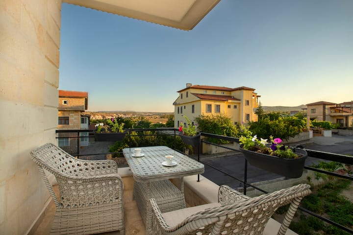 Peaceful Suite With Jacuzzi & Balcony | Acer 203 - Cappadocië