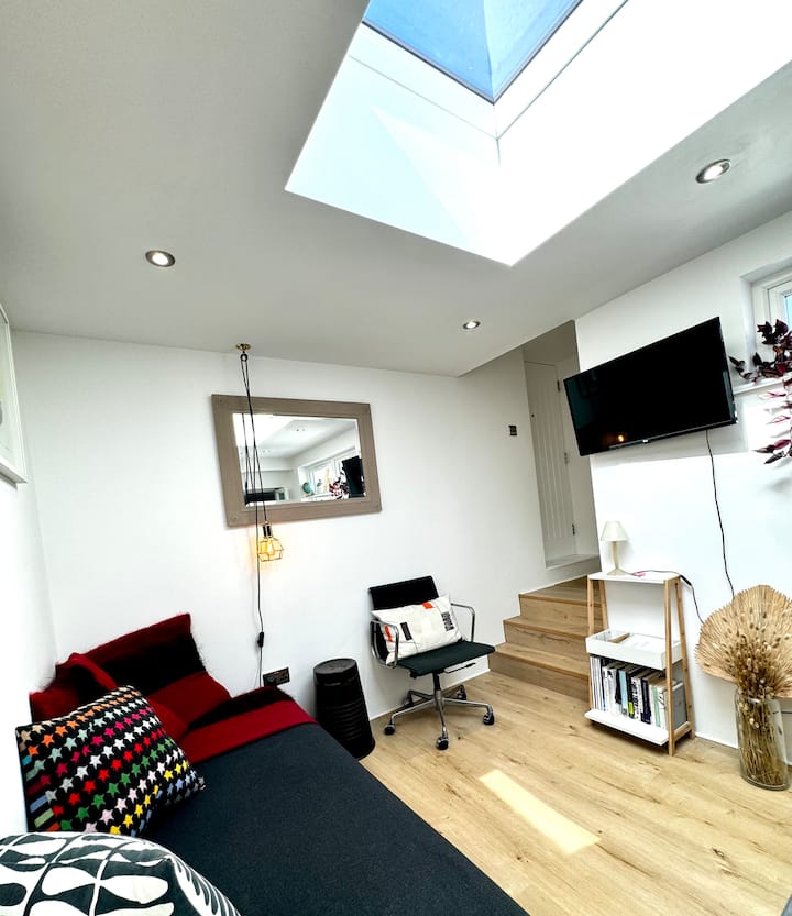 1 Bed Hidden Oasis In Heart Of Central Brighton. - Brighton