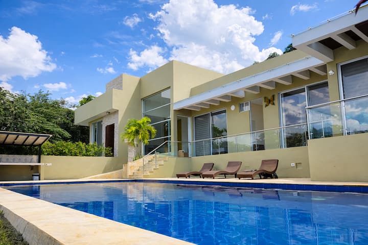 Casa Campestre Privada Con Piscina En Anapoima. - Anapoima