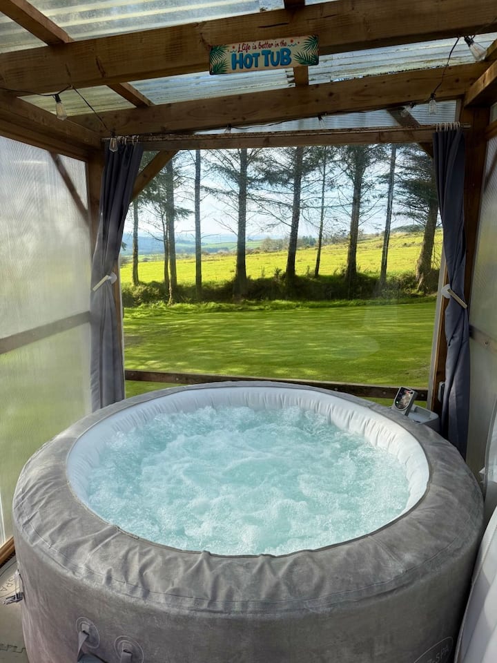 Private Hot Tub • Rural Spa Glamping Cabin - Irlande