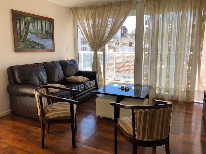 Apartamento En Punta Carretas - Montevideo
