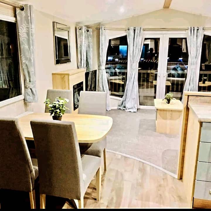 Heaven Home L - Chichester