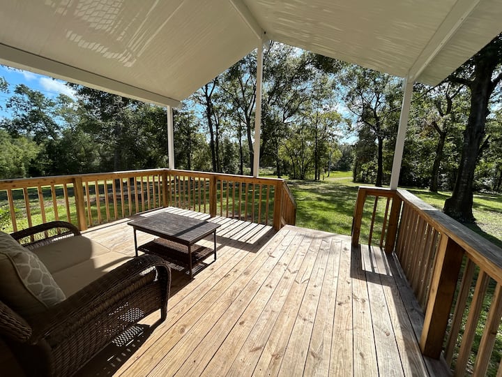 Florida Springs Retreat, 10 Acres, Sleeps 8+ - Ichetucknee Springs State Park, Fort White