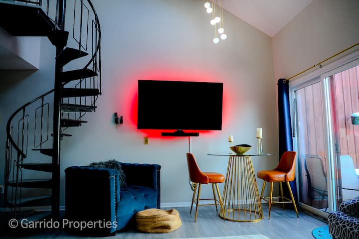 Modern Lofted Condo Retreat In The Mountains - Hamburg, NJ