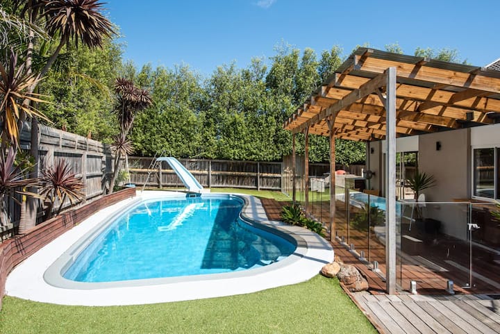 Malibu In Mt Martha With Solar Heated Pool - Dromana