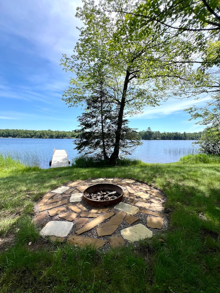 Trailside Waterfront Escape – 5 Beds! - Manitowish Waters, WI