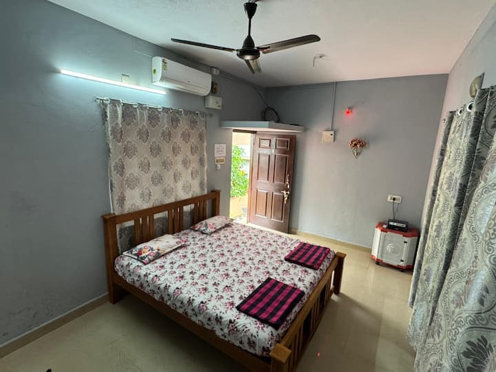 Kenson's Premium Homestay - Ac/2bhk / Wifi/parking - Mangaluru