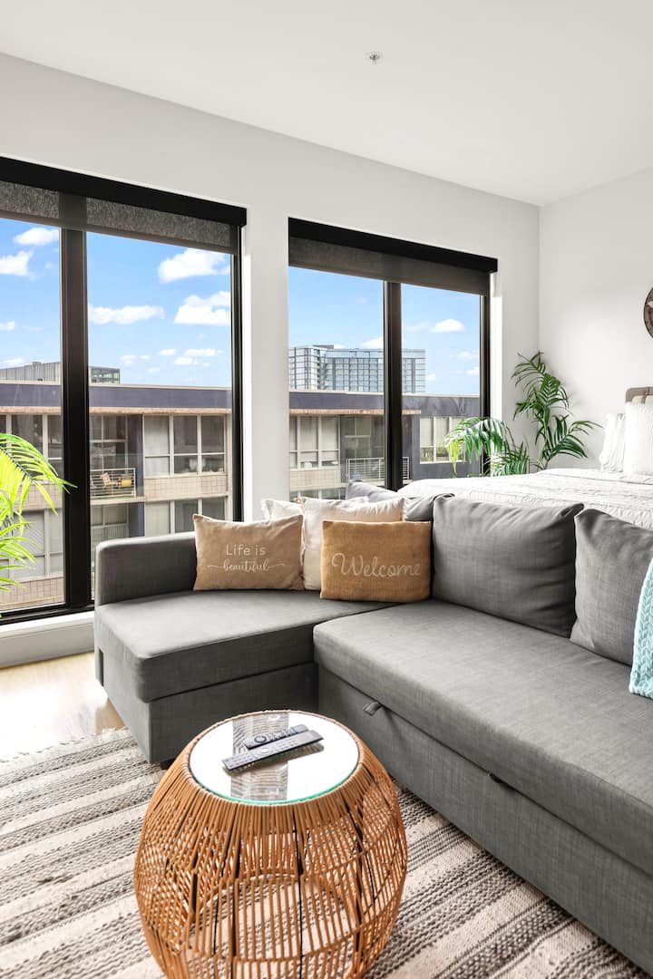 Oasis In The Sky Sleeps 4 - Atlanta, GA