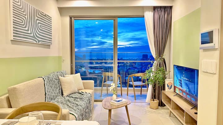 City Glow 1br Apartment - Sunset View & Comfort - Vũng Tàu