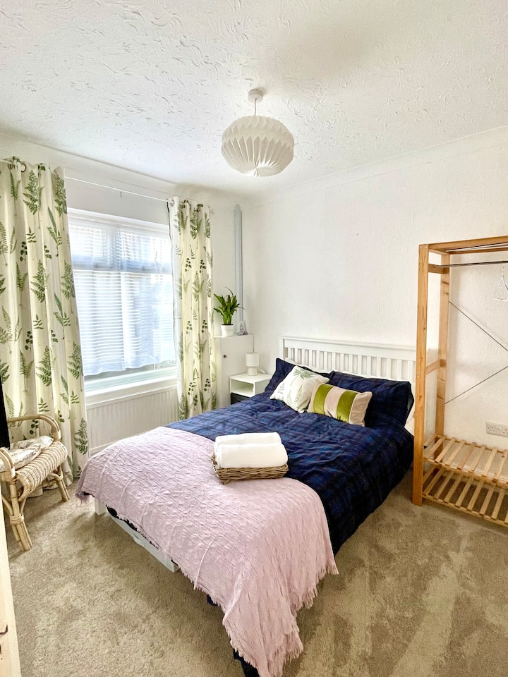 Cozy And Quiet 1-bedroom House With Free Parking - Norwich