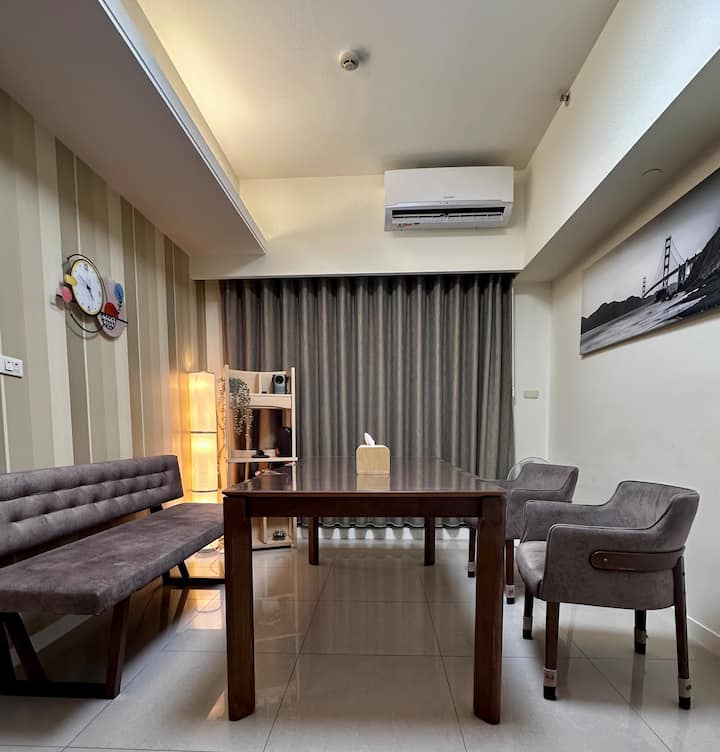 Taipei Main Station 2-bedroom Luxury Unit - Taipei