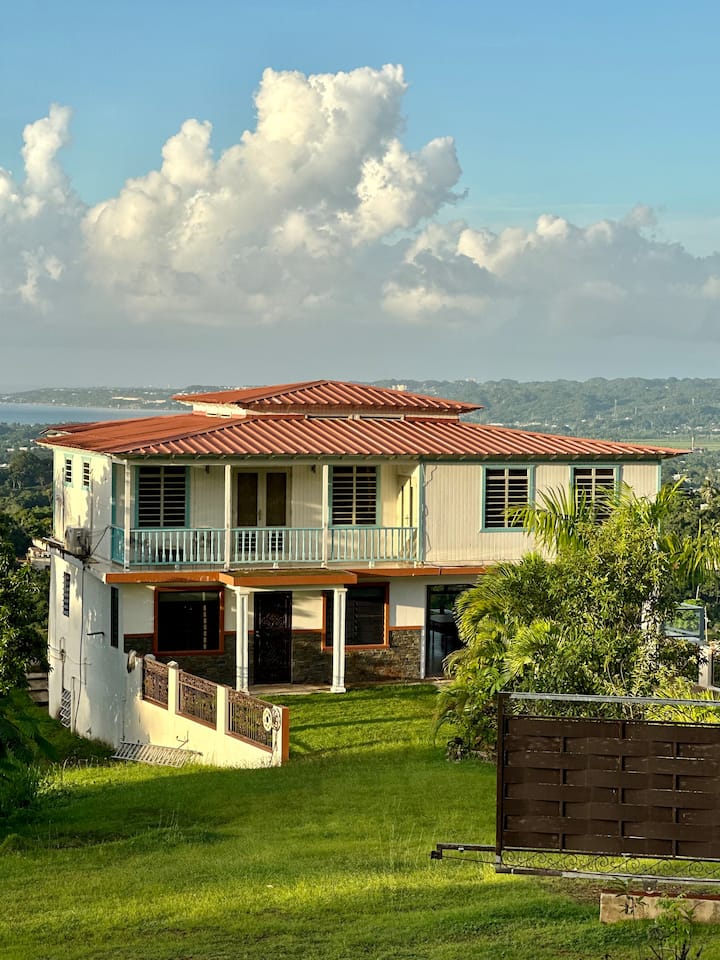 Atalaya Vacation Home - Puerto Rico