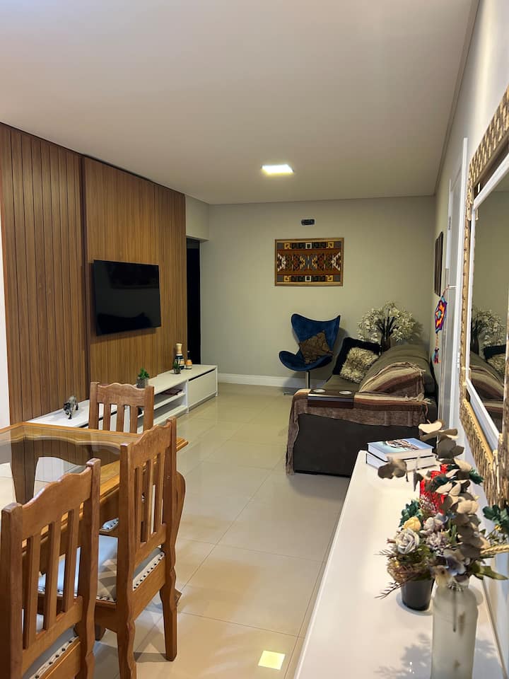 Rua 244  3 Suítes Na Meia Praia - Porto Belo