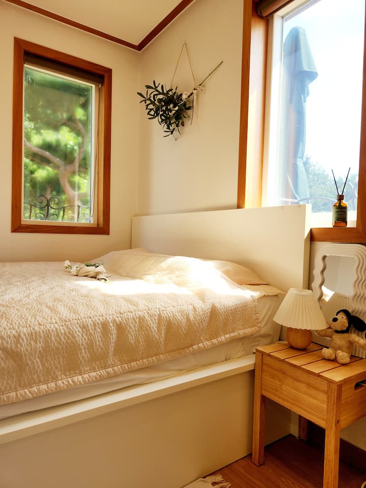 남양주 감성숙소 북스테이 독채(착한책방 별채스테이) - 오남읍