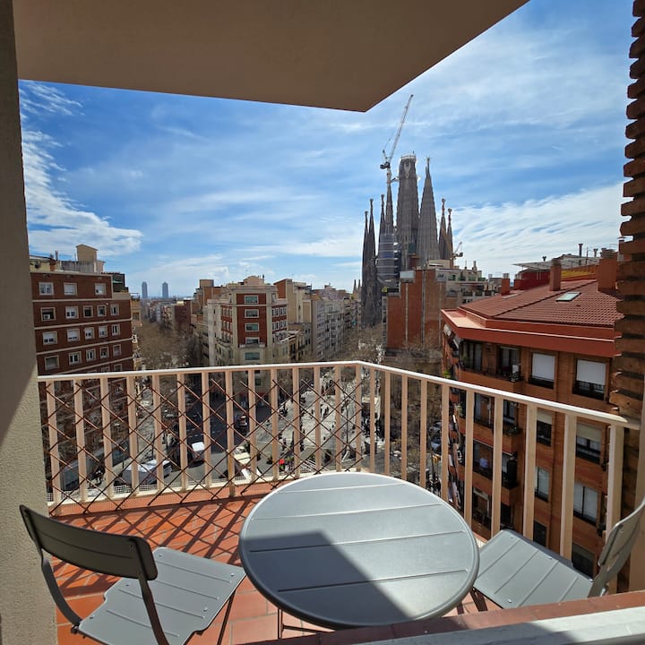 G71-apt. 4 Bedr. / Balcony. Sagrada Familia Views - Barcelona