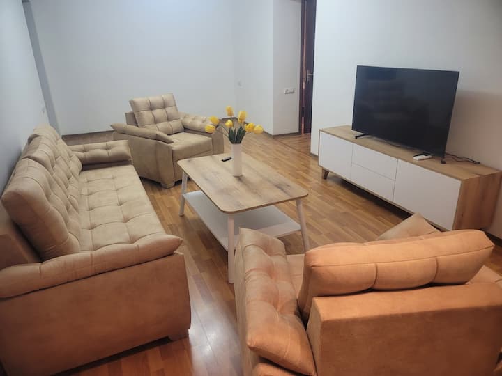 Apartment In City Centre Near Opera - Armenia