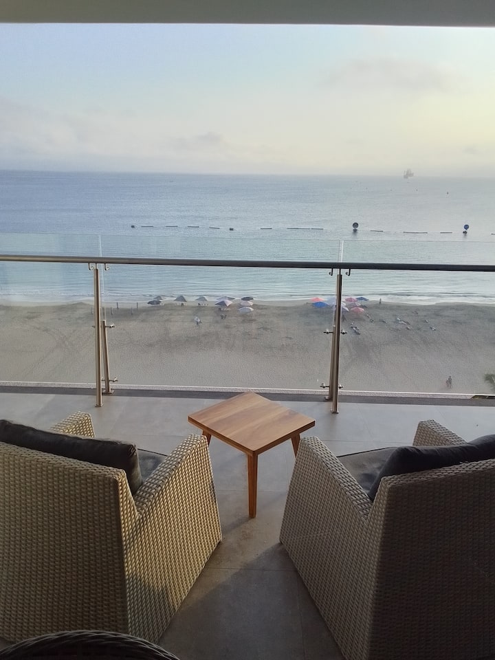 Departamento Espectacular Frente Al Mar - Salinas