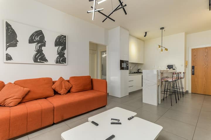 Rita's 2-br Apt Mar Mikhael - Beirut