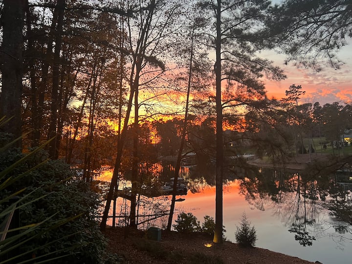 Warm Days & Cool Knights— Fire Pit — Boat Rental! - Lake Norman