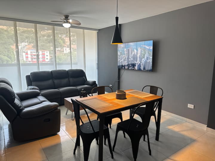 ¡Apartamento Inteligente, Excelente Ubicación! - Cúcuta