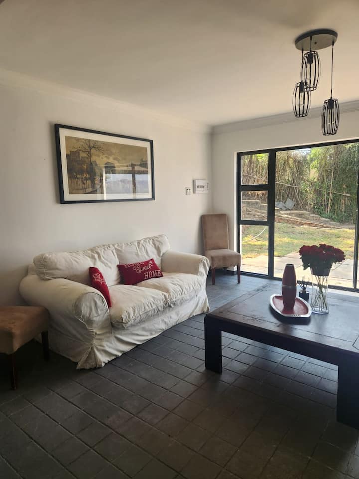 Lebamboo Gh & Boat Cruise - Hartbeespoort