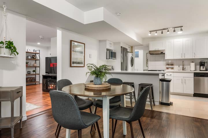 Spacious & Private Getaway W/ King & Queen Beds - Chilliwack