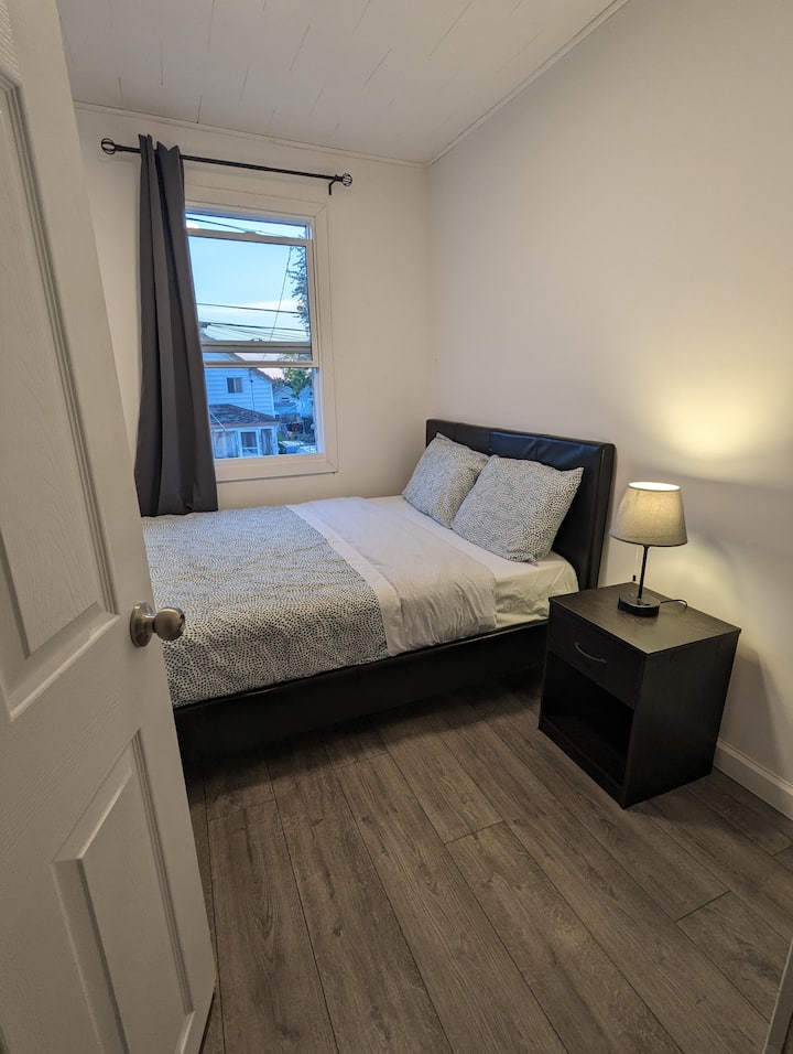 Central 2 Bedroom Apartment - Cornwall, PE, Canadá