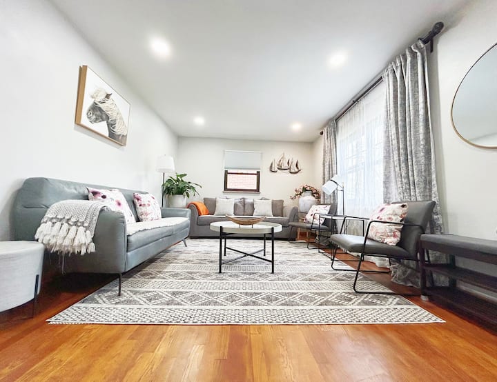Excellent Location Cozy 3br House In Pittsburgh - Pittsburgh, PA
