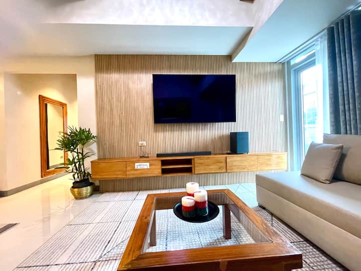 Bgc Uptown-stunning View 4br- 7adult2kids/parking - Taguig