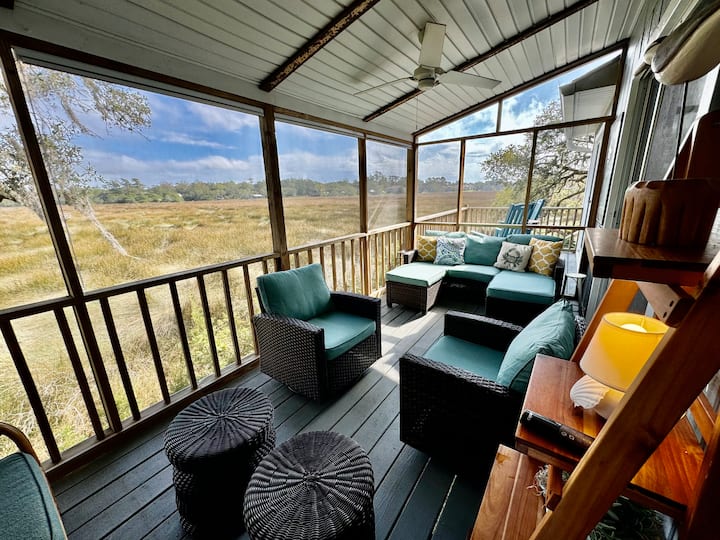 Stunning Marsh Views, Golf Cart & All King Beds - St. Simons Island, GA