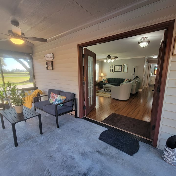 Serene Getaway! Maison De Velma - Breaux Bridge, LA