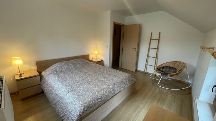 Chambre Privée Confortable Dans Une Maison - Libin