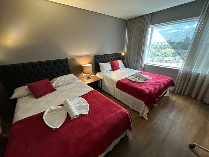 Marista/ 2 Cama Casal/ Wifi/ Tv/ Piscina - Goiânia