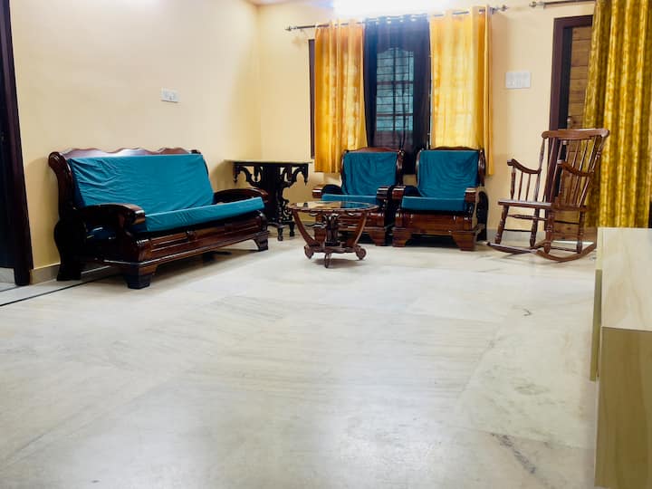 Most Loved | 4bhk | Just 3 Km From Top Attractions - Hyderabad