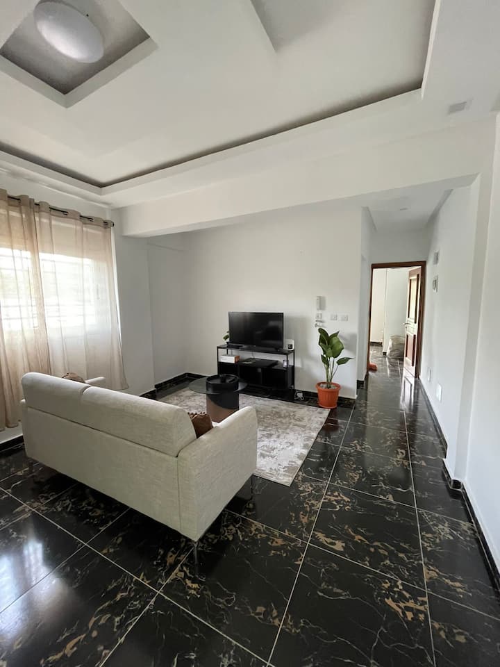 T2 Sécurisé Au Cœur D'abidjan: Confort & Piscine - Abidjan